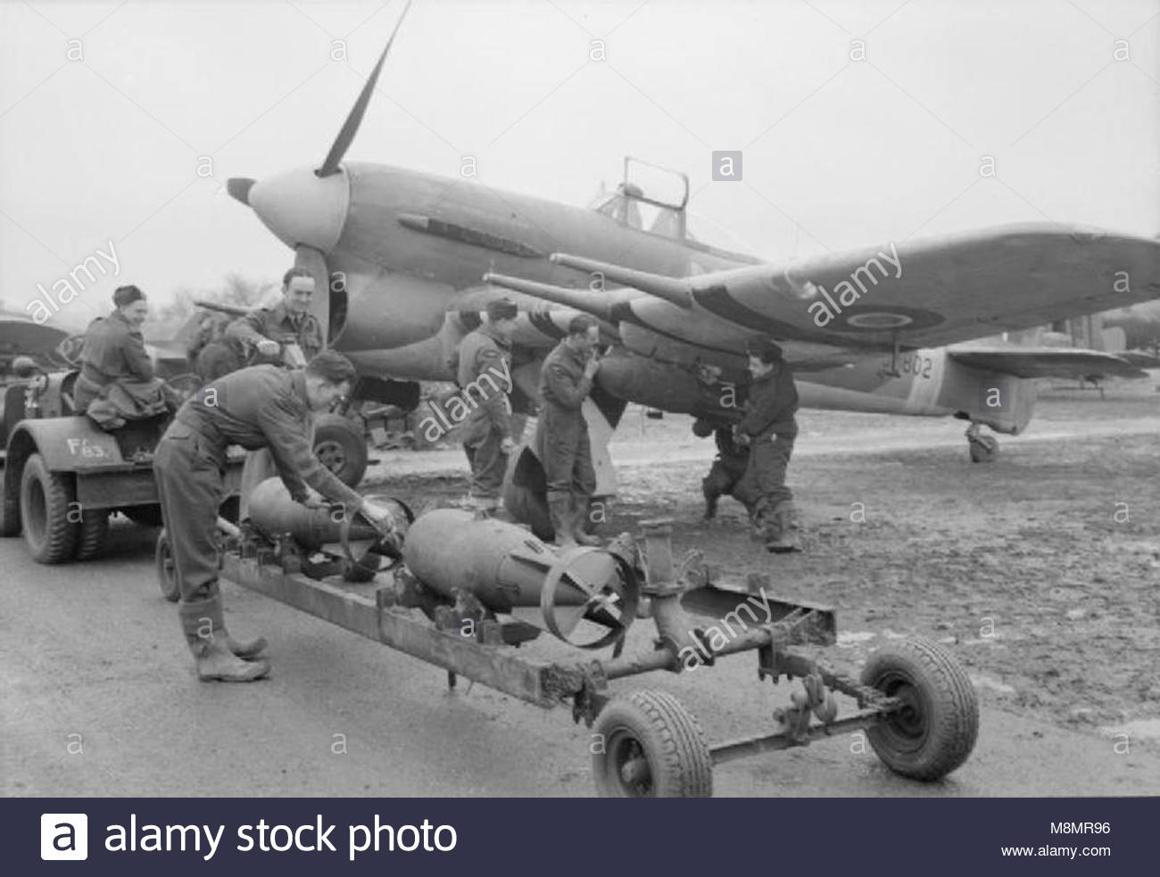 500 Lb Bomb Stock Photos & 500 Lb Bomb Stock Images - Alamy