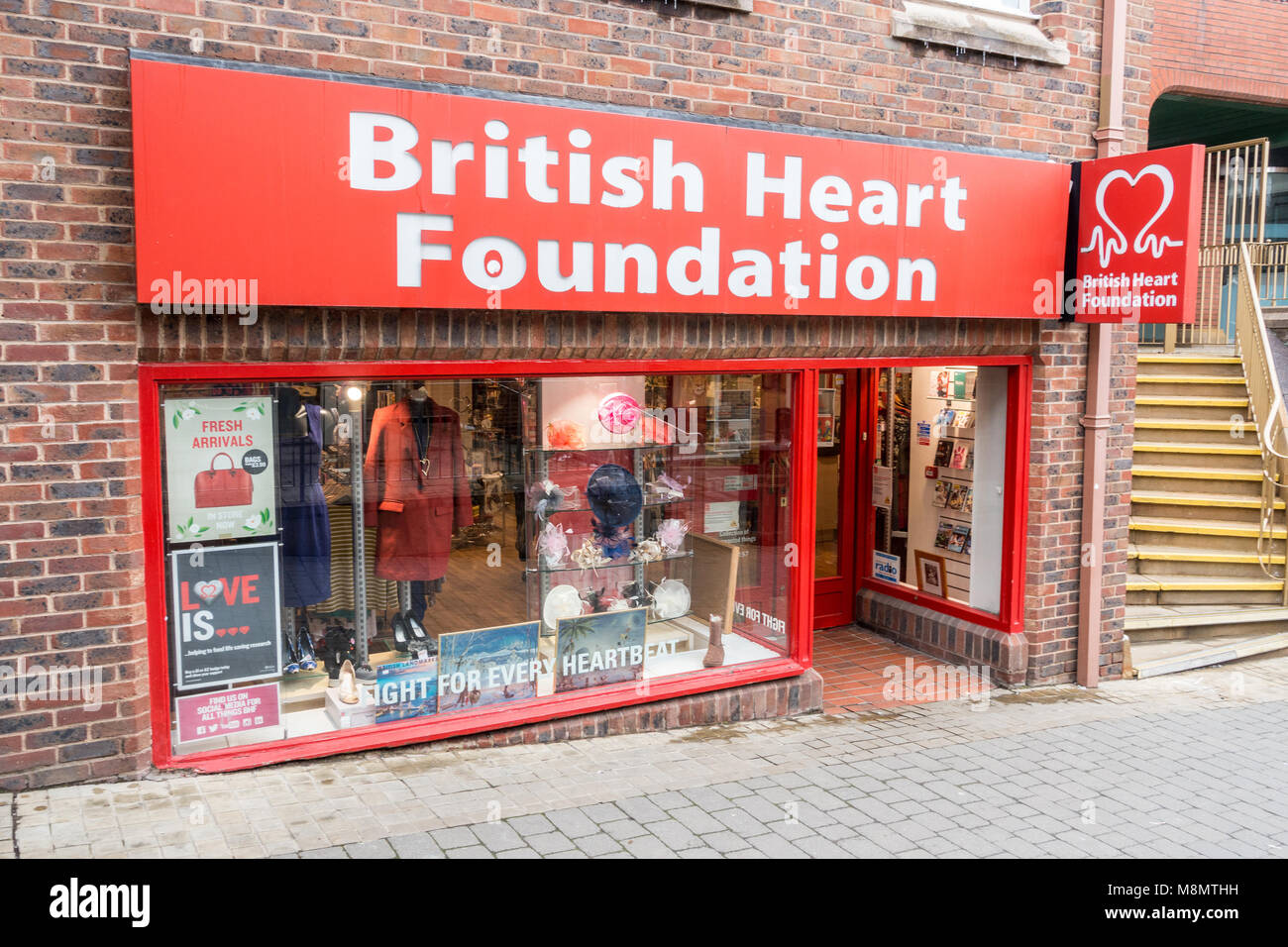 British heart foundation shop hi-res stock photography and images - Alamy
