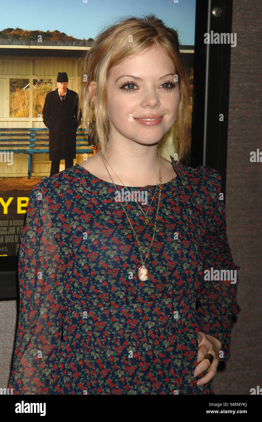 Dreama walker hi-res stock photography and images - Alamy