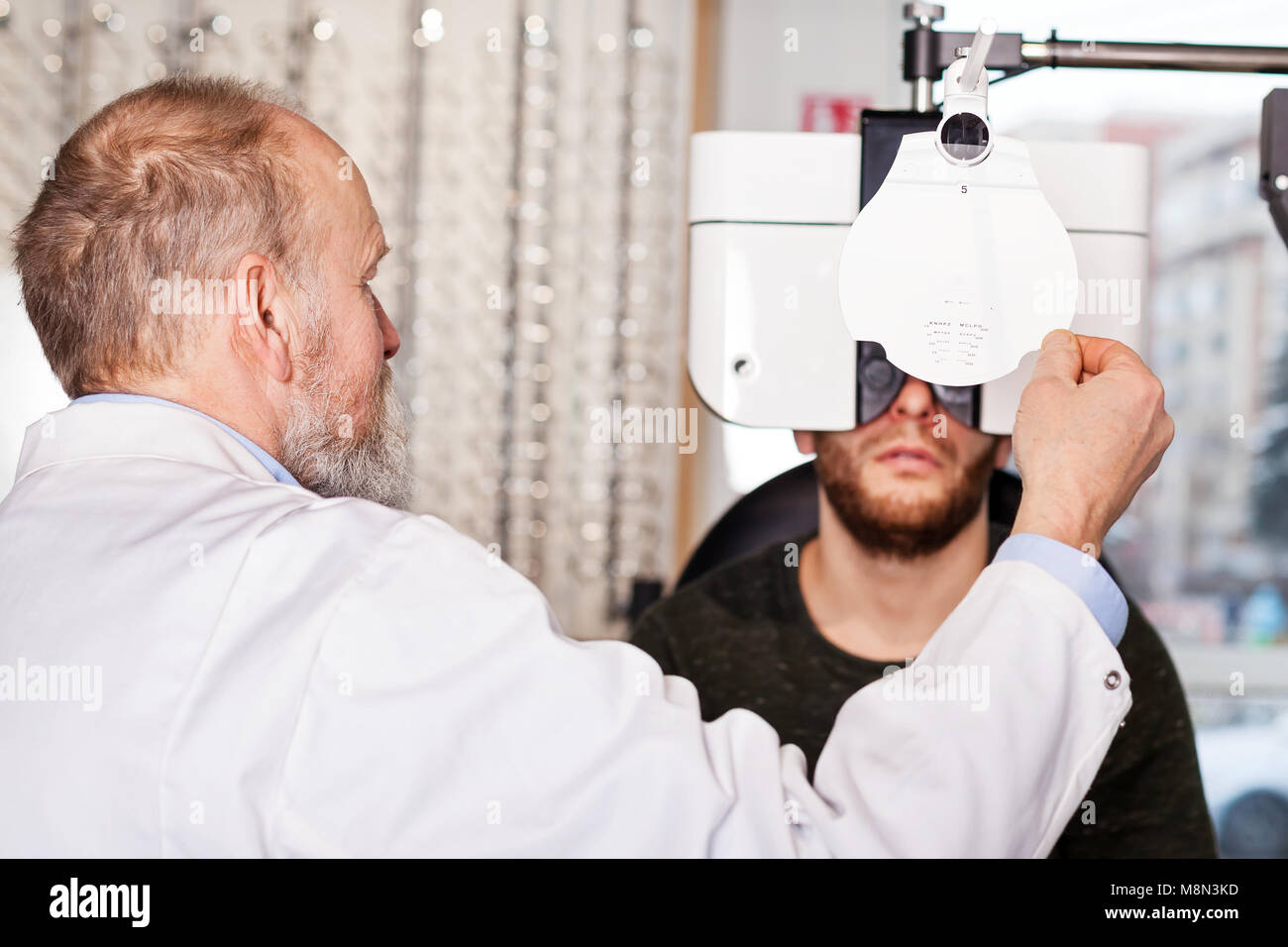 Optometric hi-res stock photography and images - Alamy