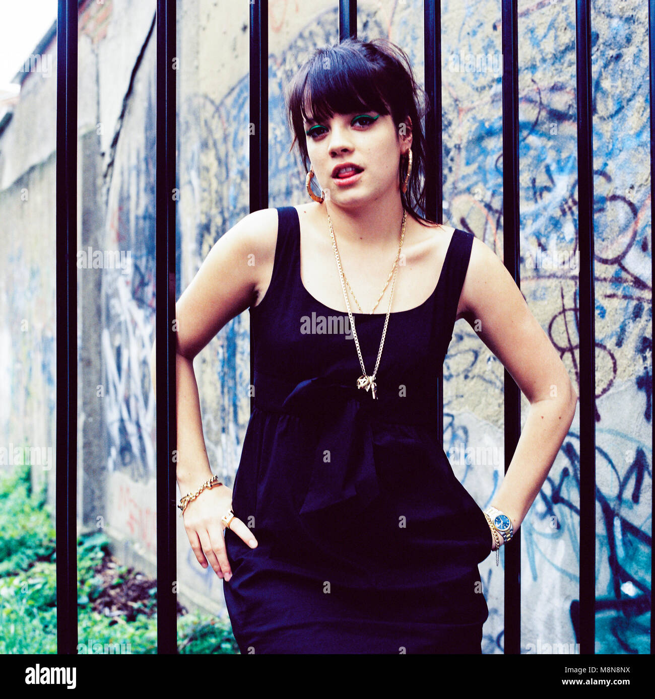 Lily Allen English singer, songwriter, actress, and television ...