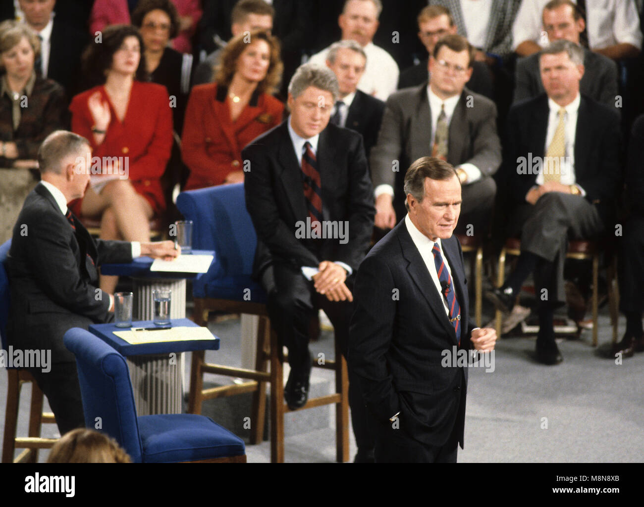 Bush perot clinton debate hi-res stock photography and images - Alamy
