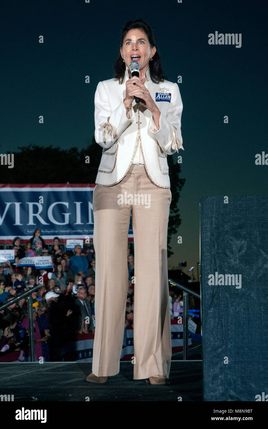 Leesburg Virginia, USA, October 17, 2012 Susan Allen (Former First Lady ...