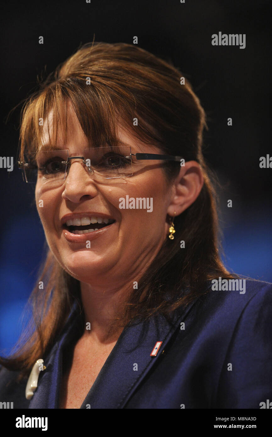 Sarah Palin addresses supporters at the Road to Victory Rally at the ...