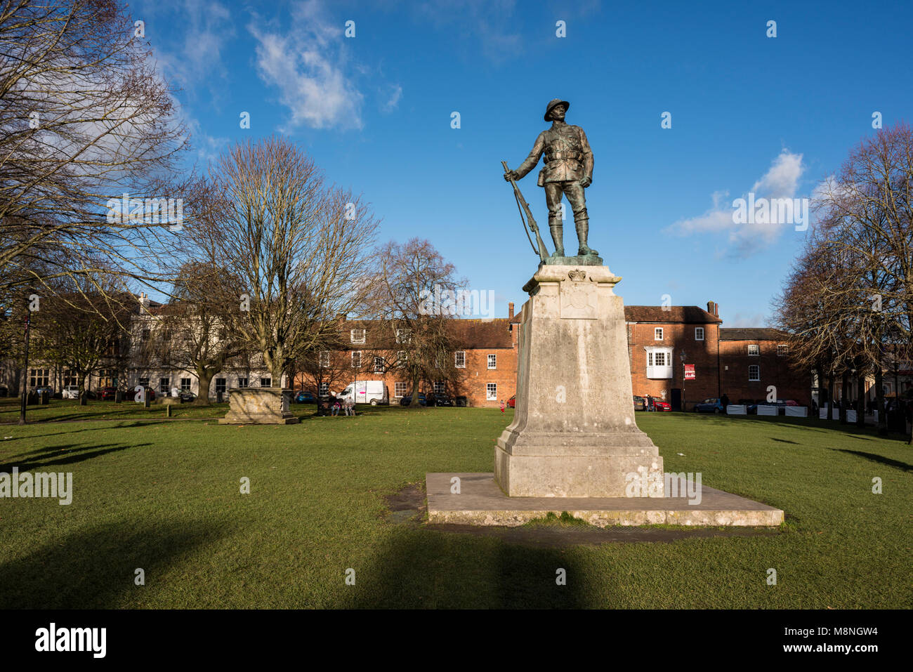 First World War (WW1) memorial statue on the cathderal grren, City of ...