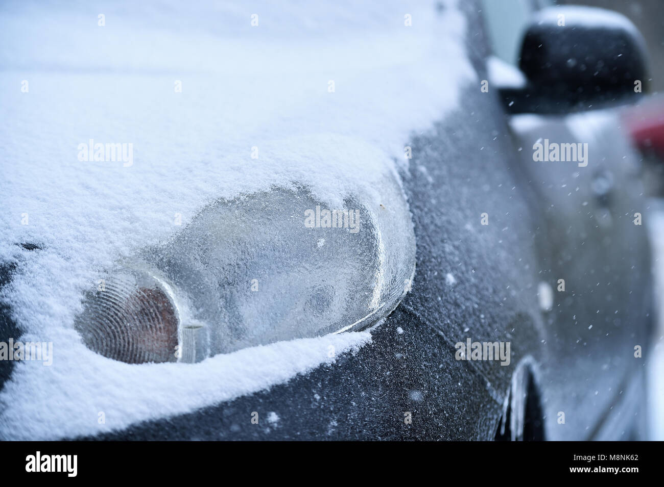 Car covered in ice during freezing rain phenomenon Stock Photo - Alamy