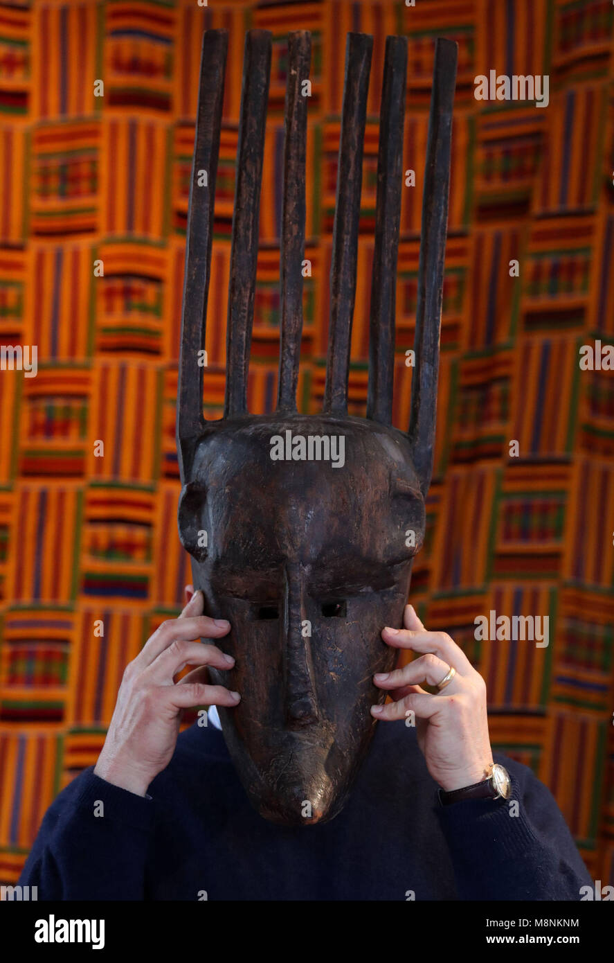 Christian the lion harrods hi-res stock photography and images - Alamy