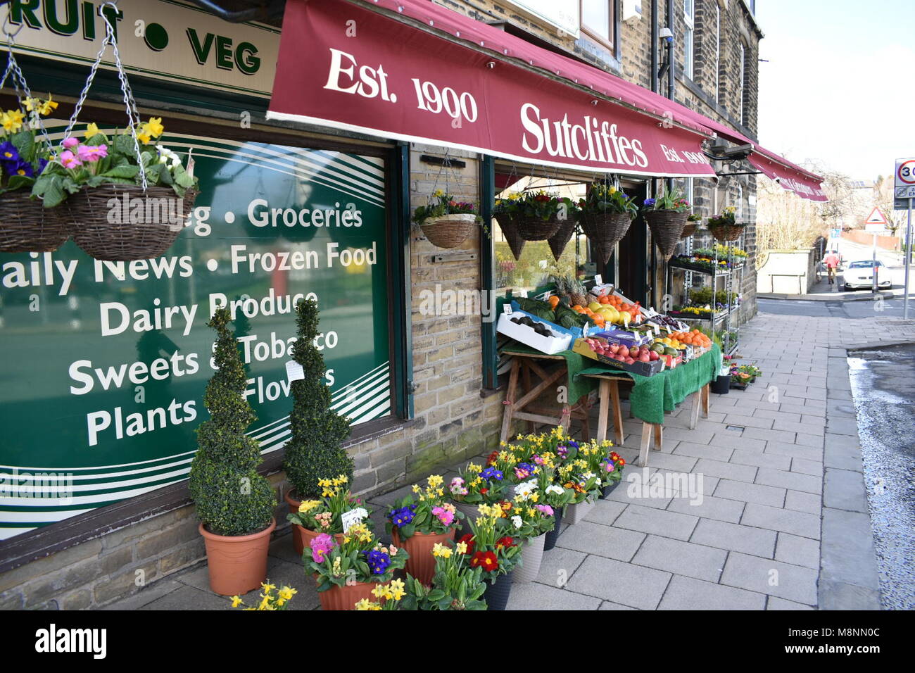 Fruit in shop Stock Photo - Alamy