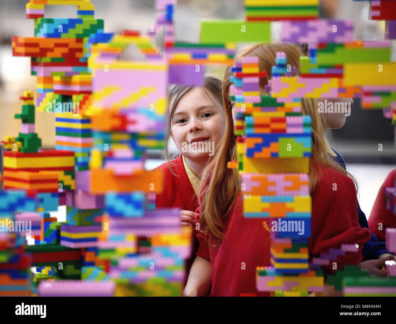 Globe primary school build hi-res stock photography and images - Alamy