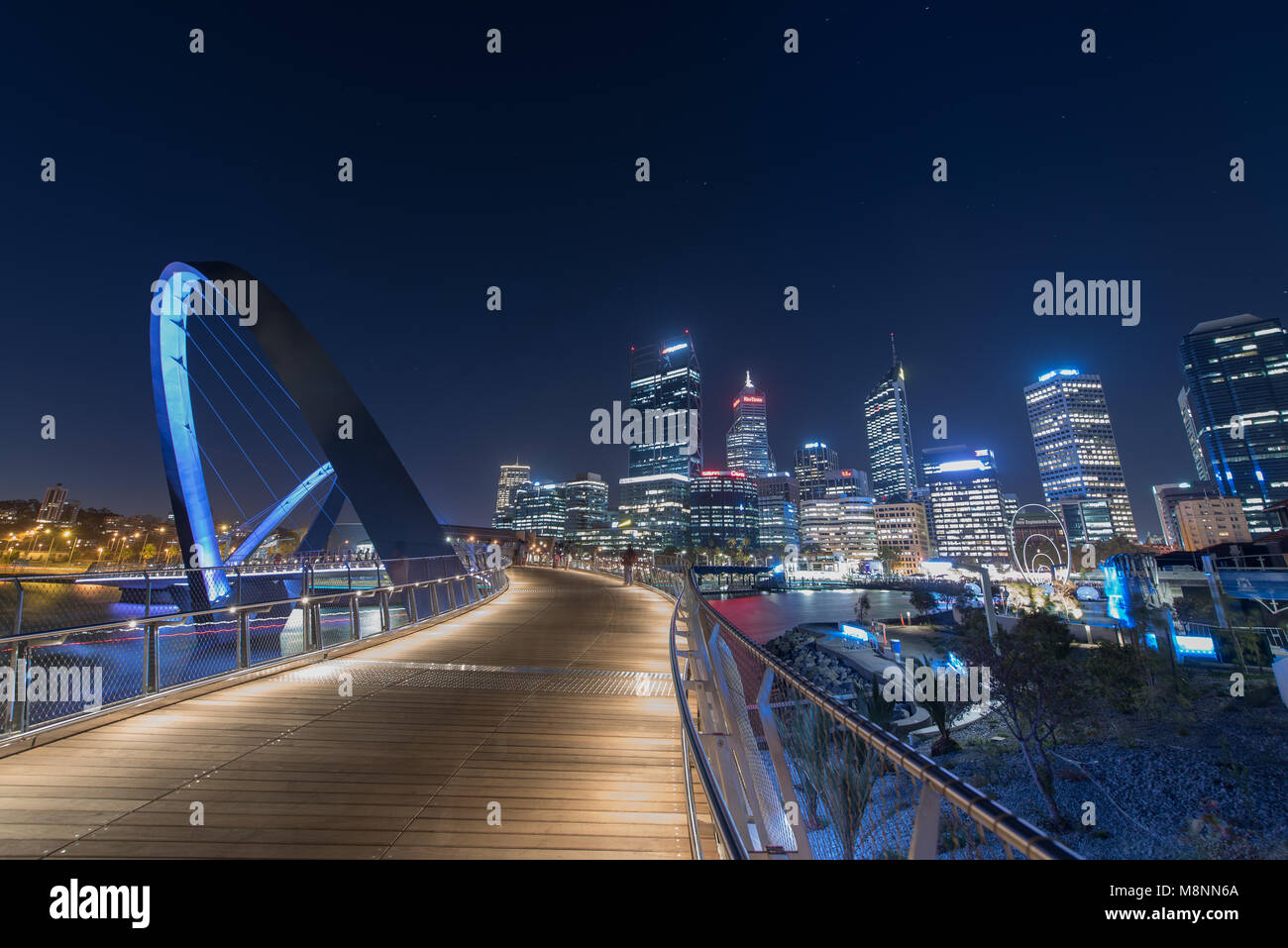 Elizabeth quay bridge at night hi-res stock photography and images - Alamy