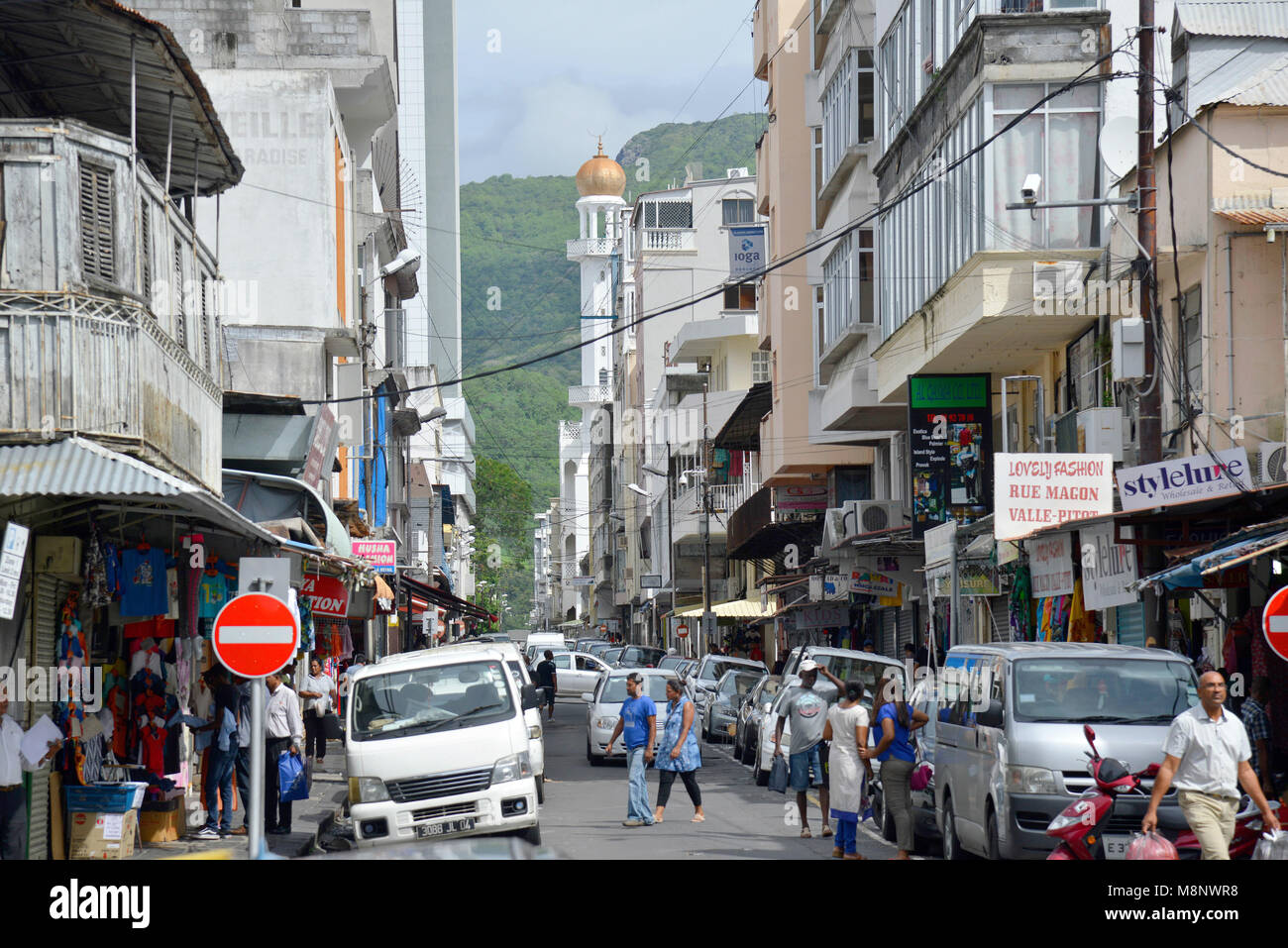 Jummah mosque hi-res stock photography and images - Alamy