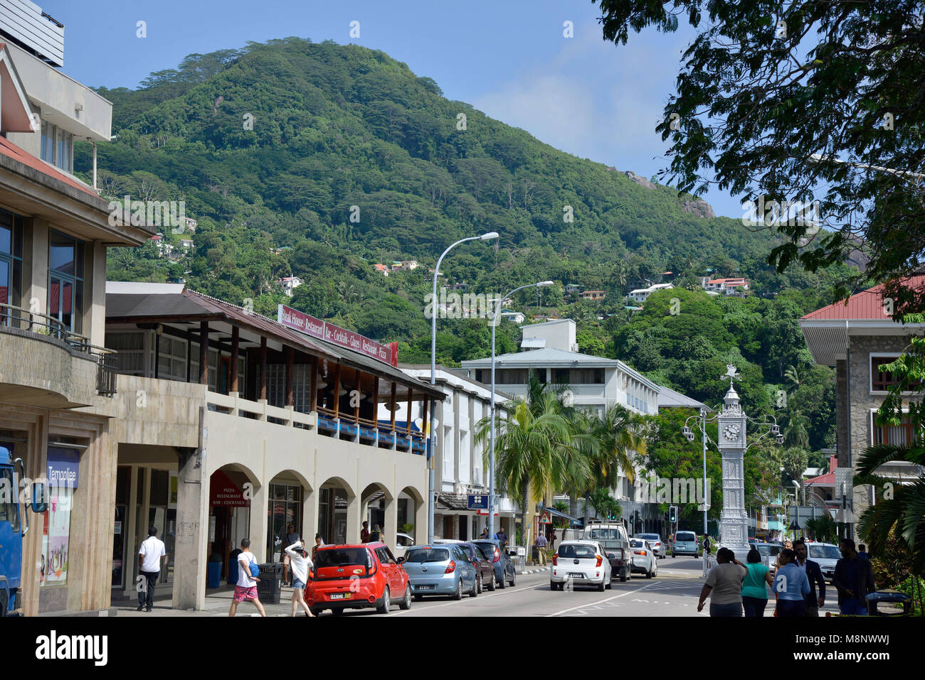 22 January 2018, Seychelles, Victoria: A view of Albert Street with the ...