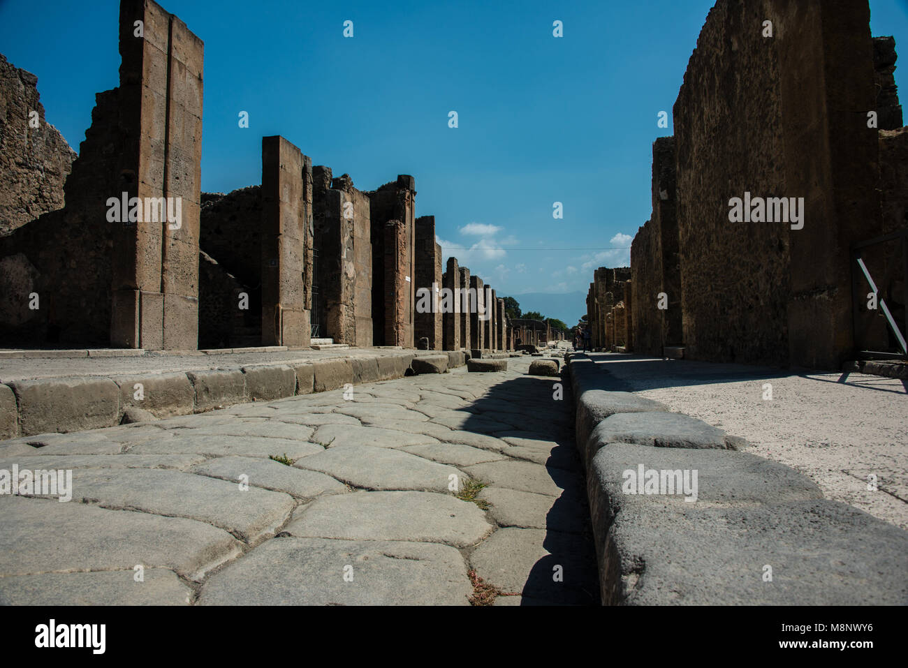 Antike ruinen hi-res stock photography and images - Alamy