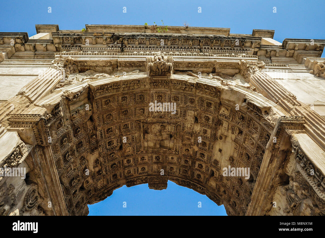 Konstantinsbogen in Rom Stock Photo - Alamy