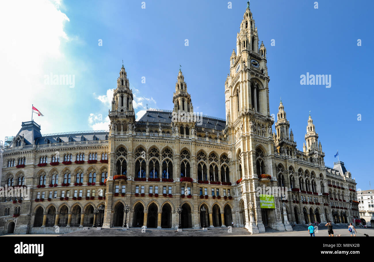 The city hall of Vienna - Wiener Rathaus (Neues Rathaus Stock Photo - Alamy