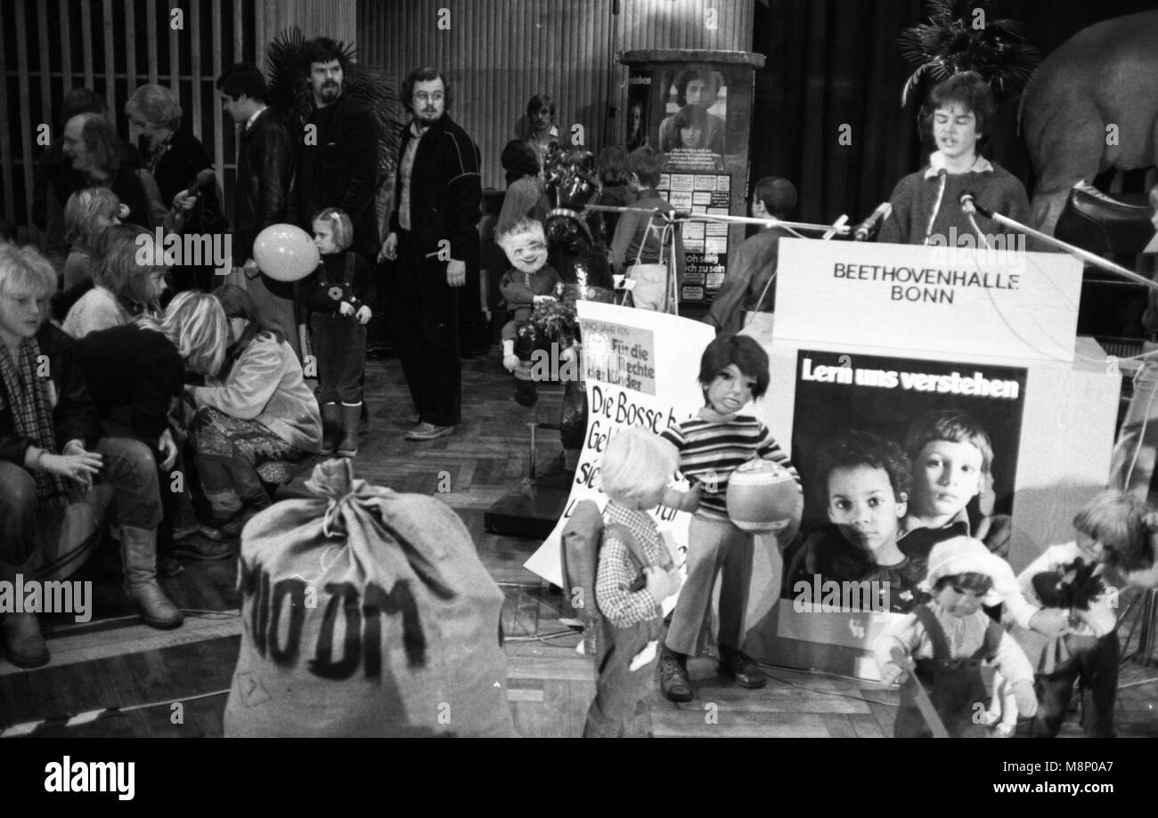 Central event for the "Year of the Child 1979" on 12 January 1979 in ...