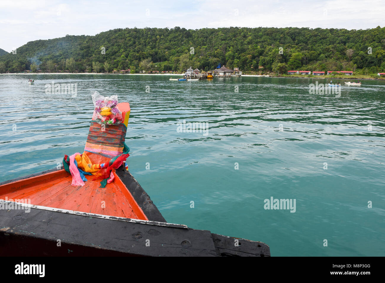 Koh Rong Sanloem, Cambodia - 22 January 2018: boat that reaches Koh ...