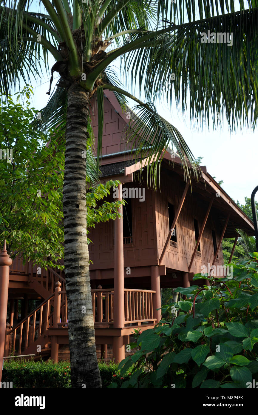 Traditional Thai building in King Rama II memorial park, Samut Songkram ...