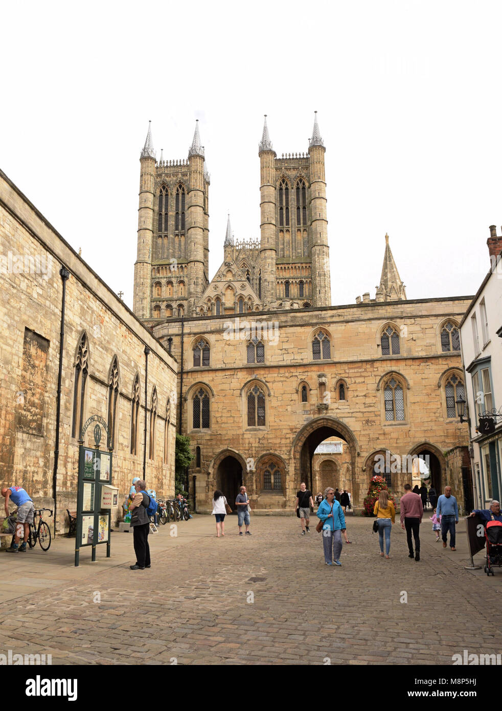 Lincoln exchequergate arch hi-res stock photography and images - Alamy