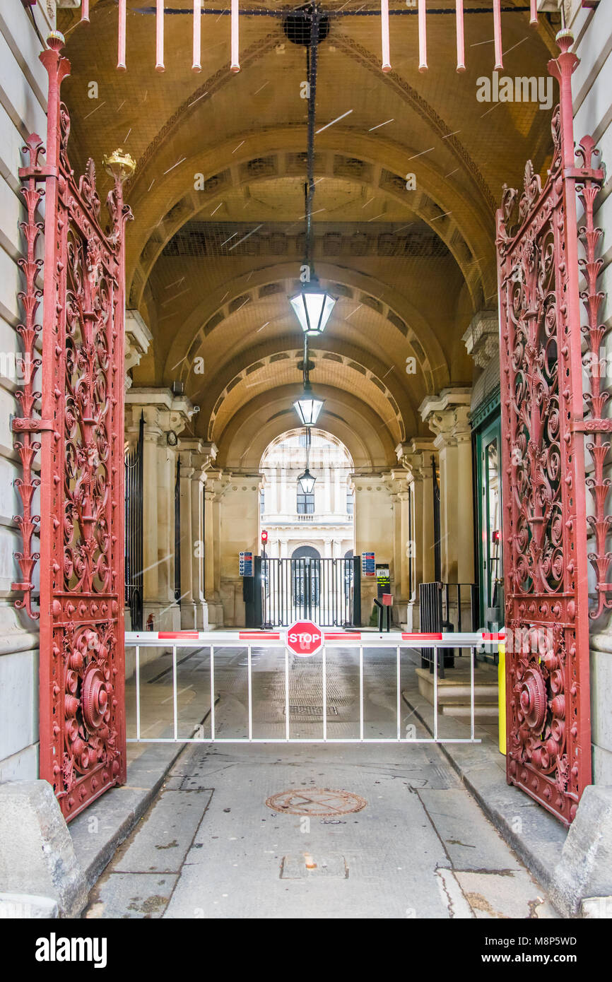 Foreign office king charles street hi-res stock photography and images ...