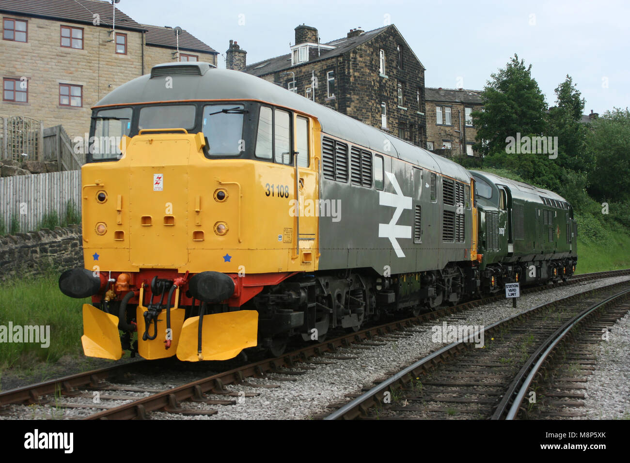 Class 31 diesel locomotives hi-res stock photography and images - Alamy