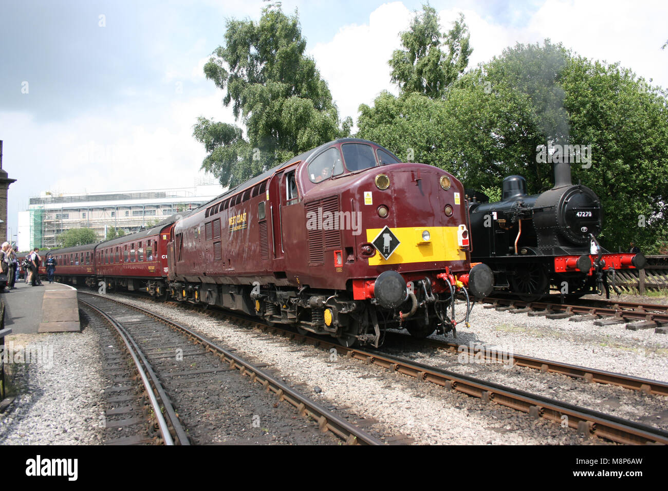West Coast Railways class 37 37516 arriving from Settle at Keighley ...