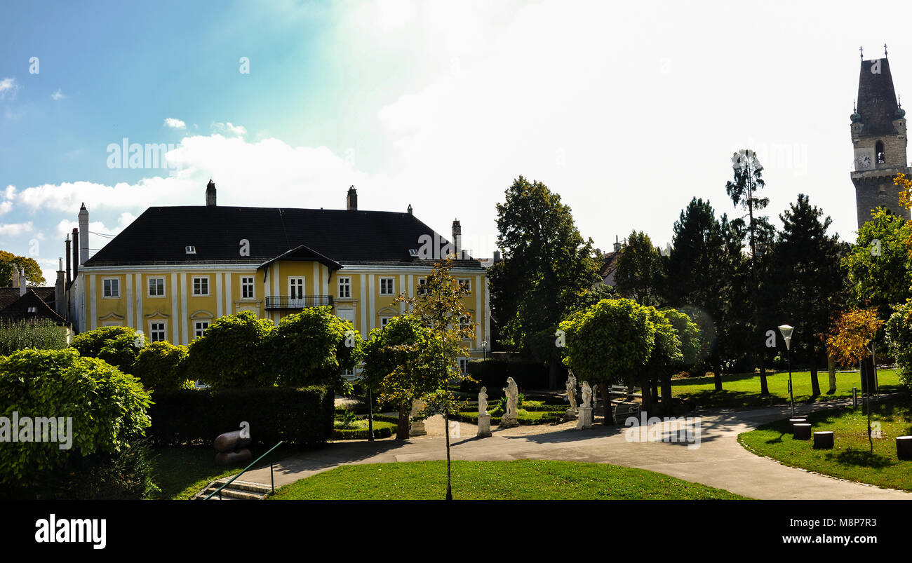 Perchtoldsdorf hi-res stock photography and images - Alamy