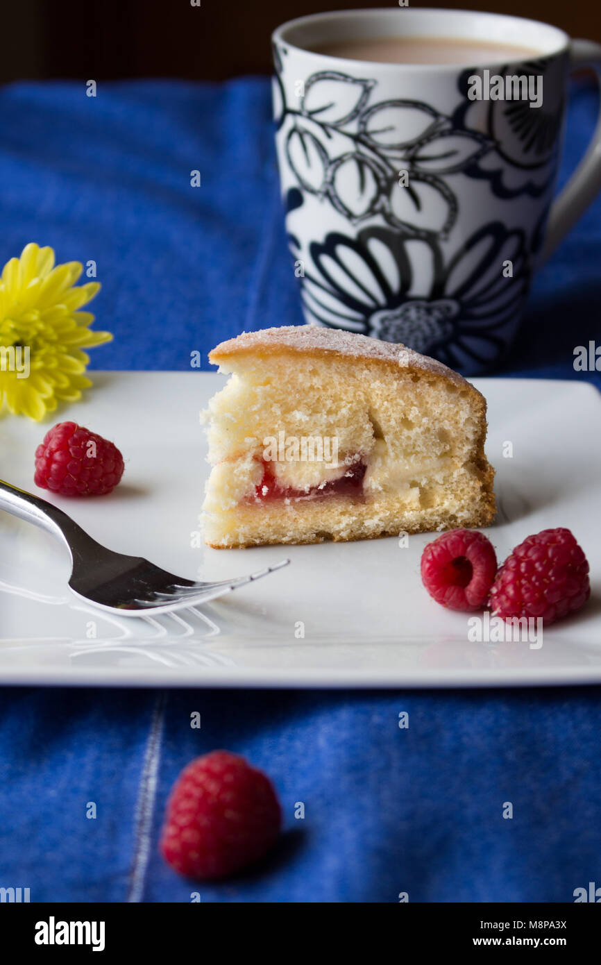 Tea and Cake Stock Photo - Alamy