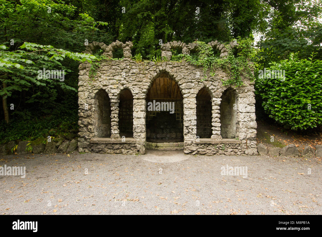 Folly and old spring at Matlock baths park. Derbyshire Stock Photo - Alamy