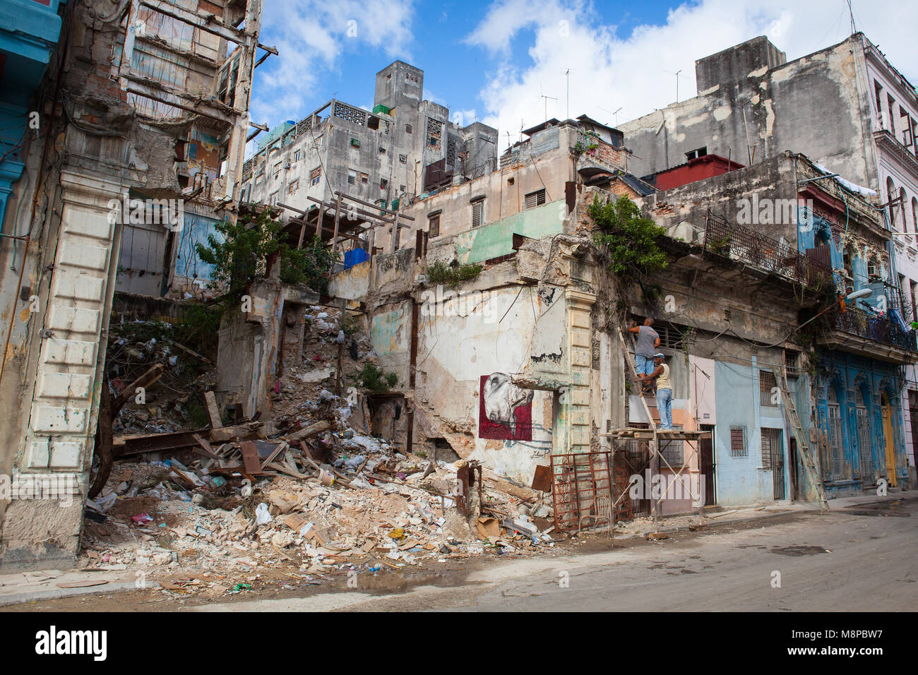 Cuban colonial architecture hi-res stock photography and images - Alamy