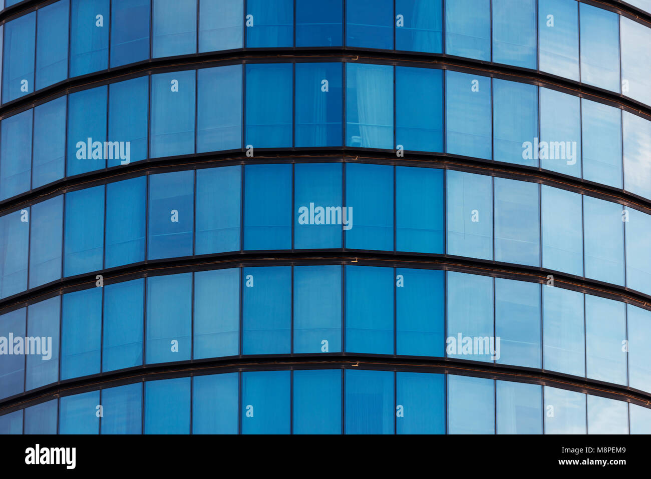 Hotel windows texture hi-res stock photography and images - Alamy