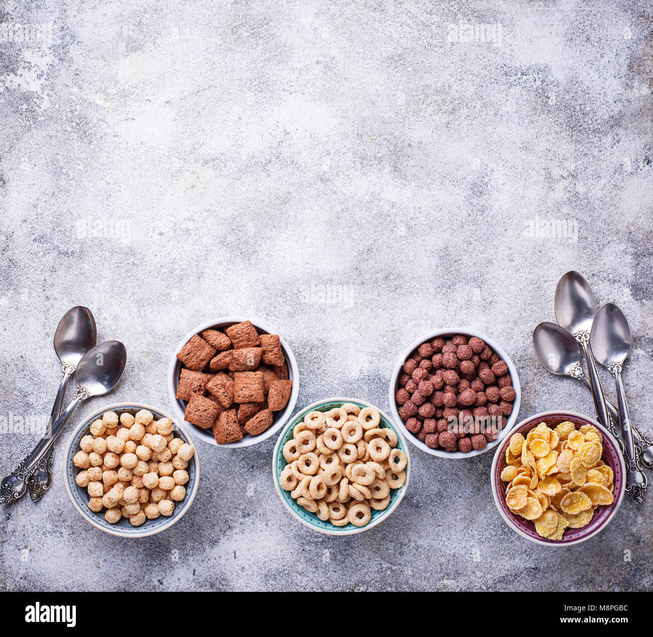 Selection of various corn flakes for breakfast Stock Photo - Alamy