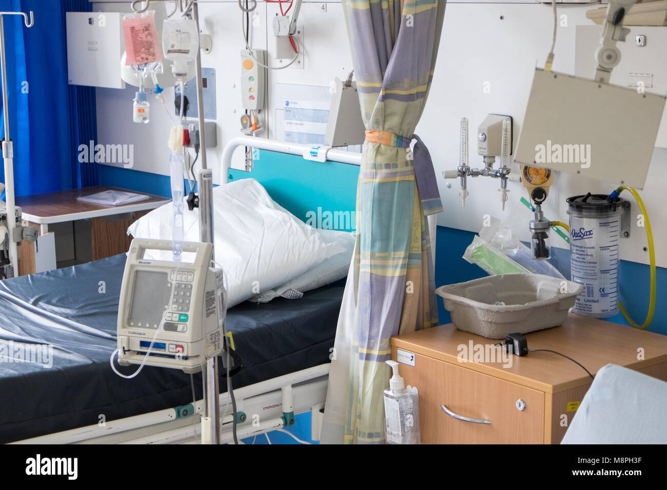 NHS,National,Health,Service, Trust,The Royal Liverpool University ...