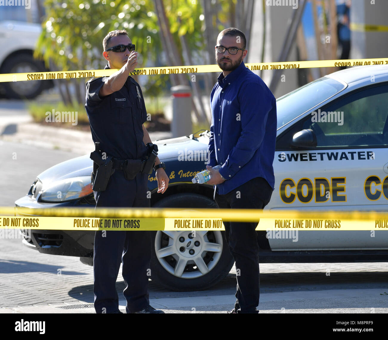 Bridge collapse miami hi-res stock photography and images - Alamy