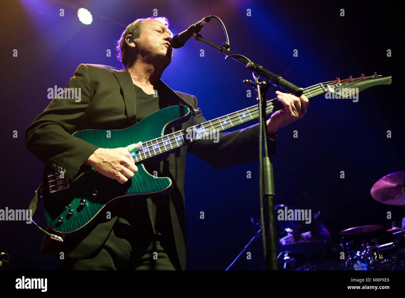 Live performance by mark king of level 42 hi-res stock photography and ...