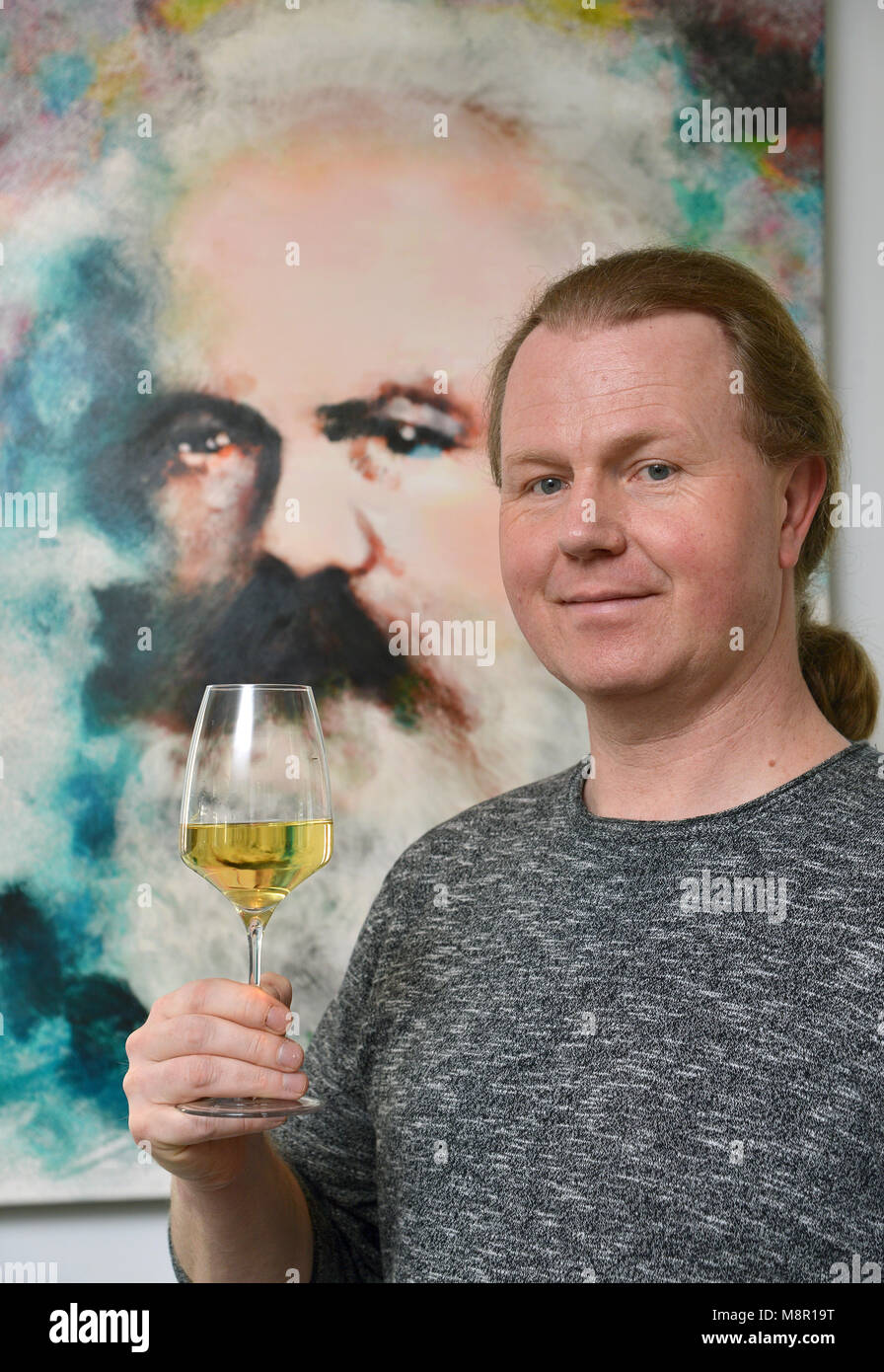 14 March 2018, Germany, Mertesdorf: Art historian Jens Baumeister ...