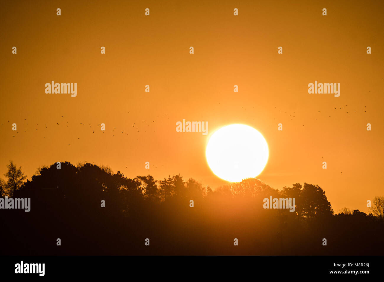 Equinox dawn wales uk hi-res stock photography and images - Alamy