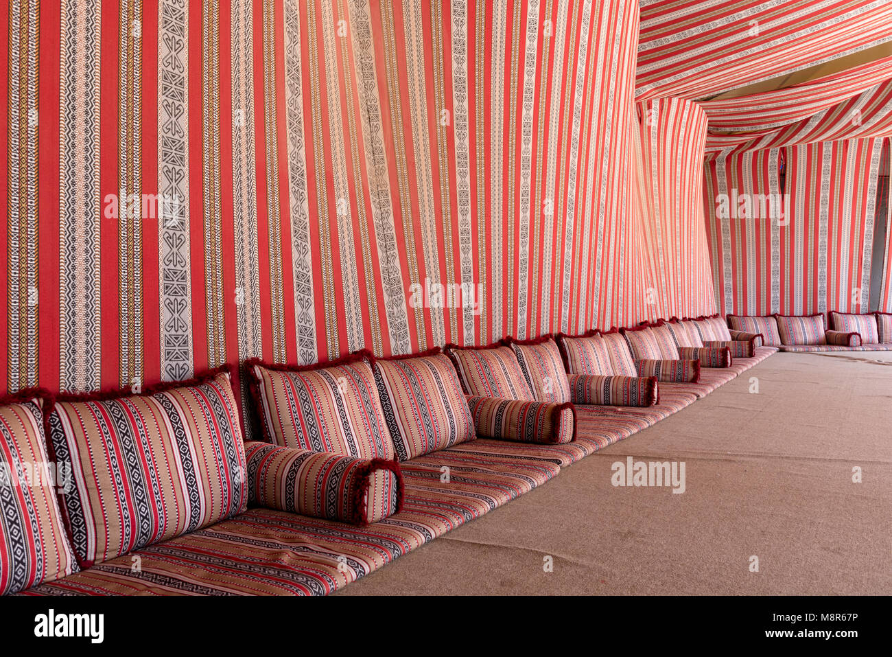 Arab tent High Resolution Stock Photography and Images - Alamy