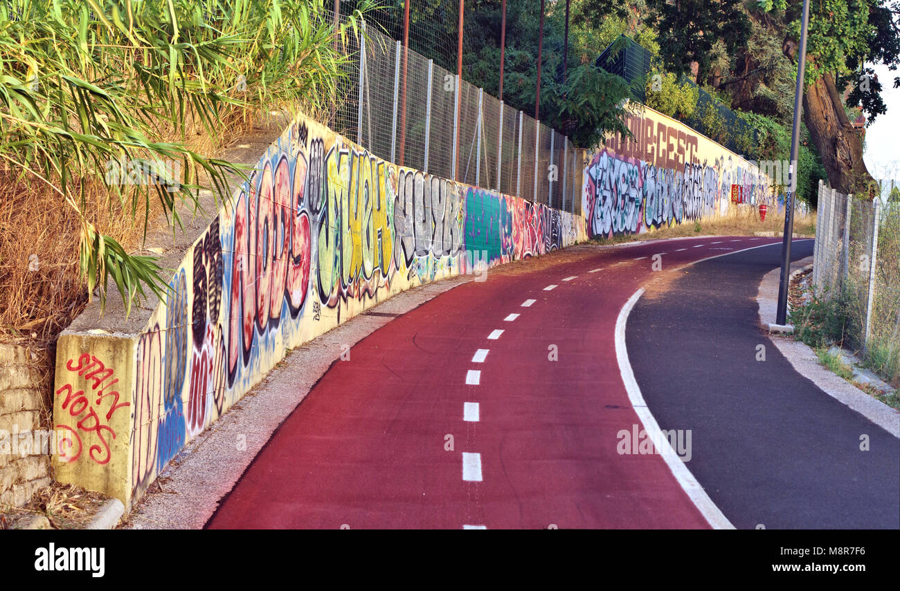 a cycle lane turning right Stock Photo - Alamy