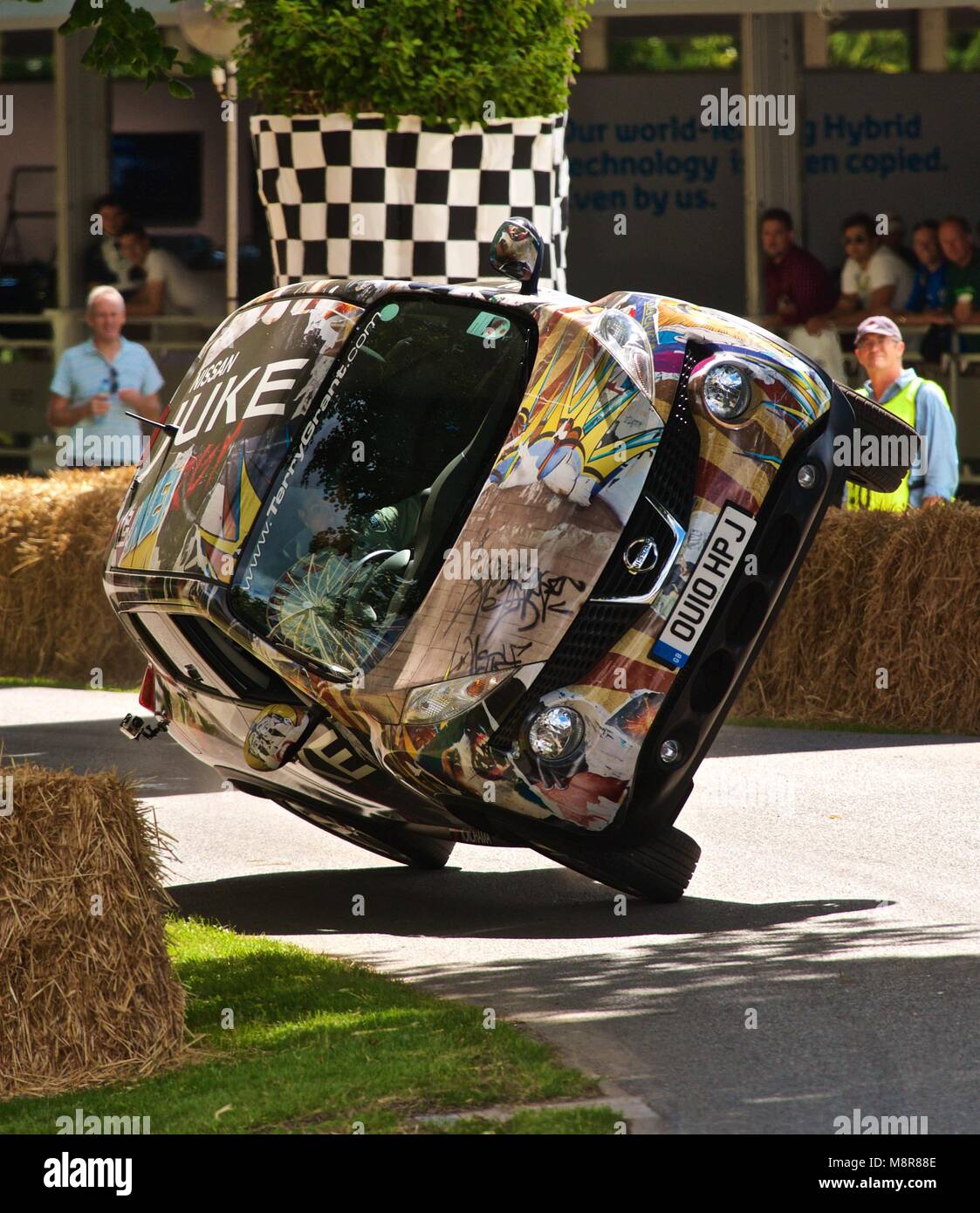 Terry Grant world record run on two wheels -Goodwood festival of speed ...