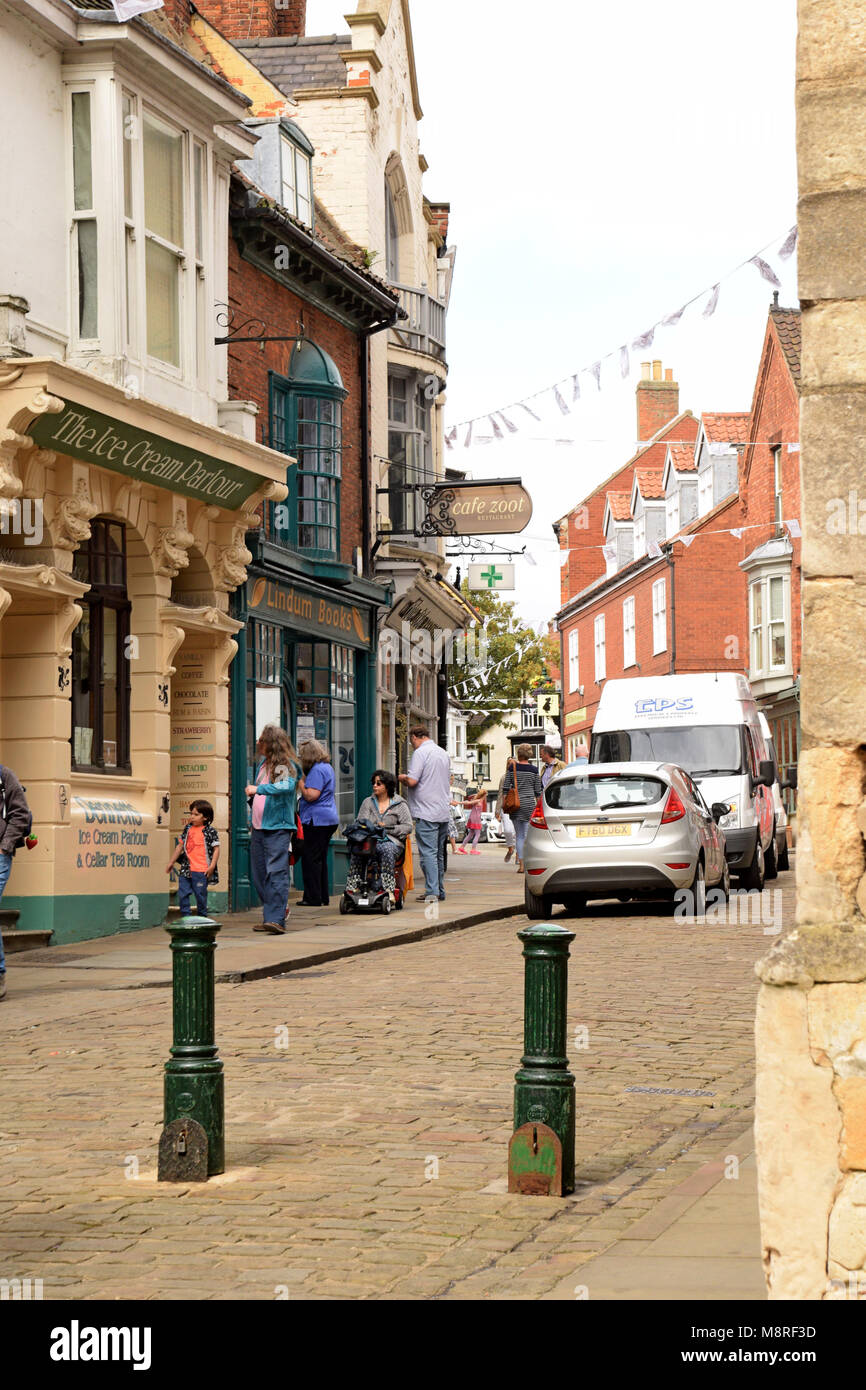 Bailgate in Lincoln, including The Ice Cream Parlour and Cafe Zoot ...