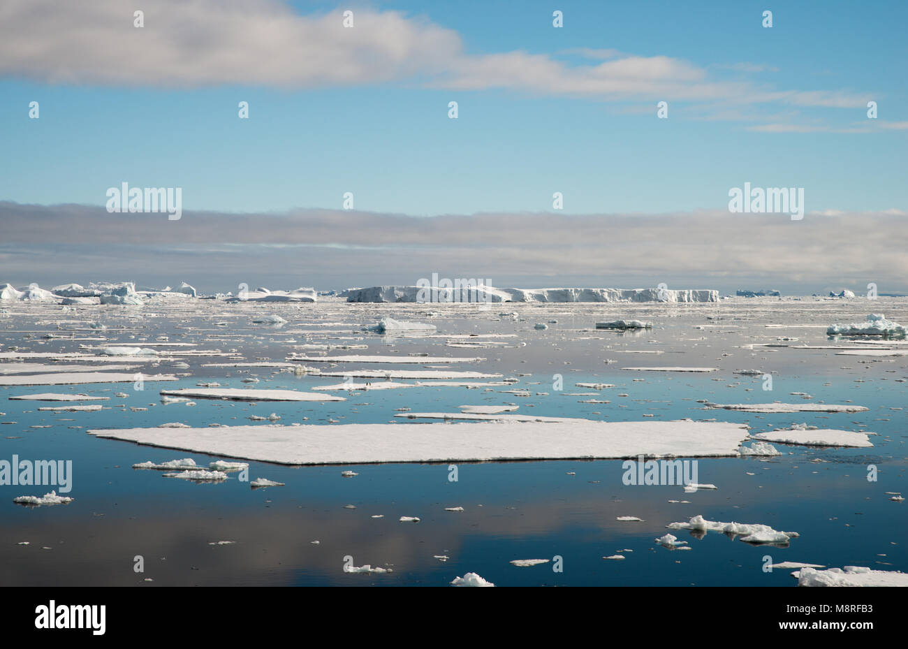 A beautiful frozen landscape scene in Antarctica Stock Photo - Alamy