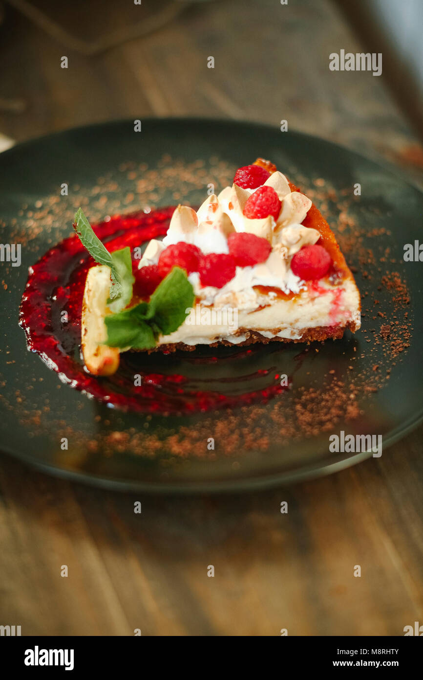 Ready to slice hi-res stock photography and images - Alamy