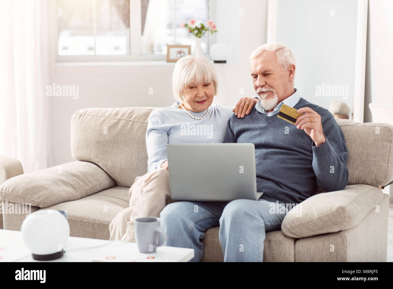 Paying for utilities hi-res stock photography and images - Alamy