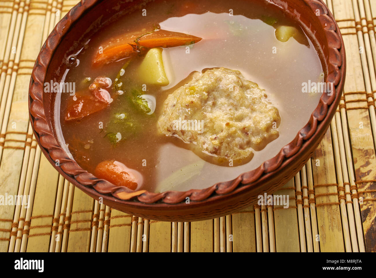 Tuy shurva - Uzbek Wedding soup with minced meat Stock Photo - Alamy