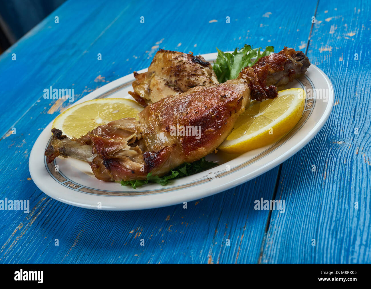 Farrouj Meshwi - Lebanese Garlic Chicken Stock Photo - Alamy
