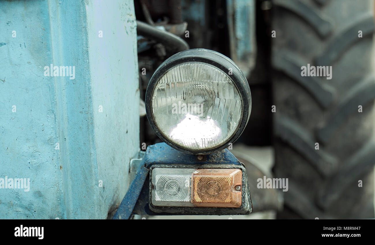 Vintage tractor headlight hi-res stock photography and images - Alamy