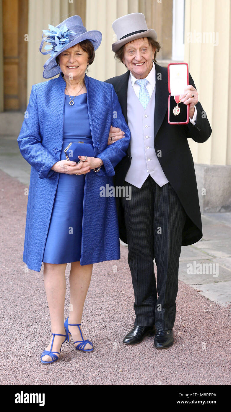 Photo Must Be Credited ©Alpha Press 073074 02/03/2017 Sir Kenneth Ken ...