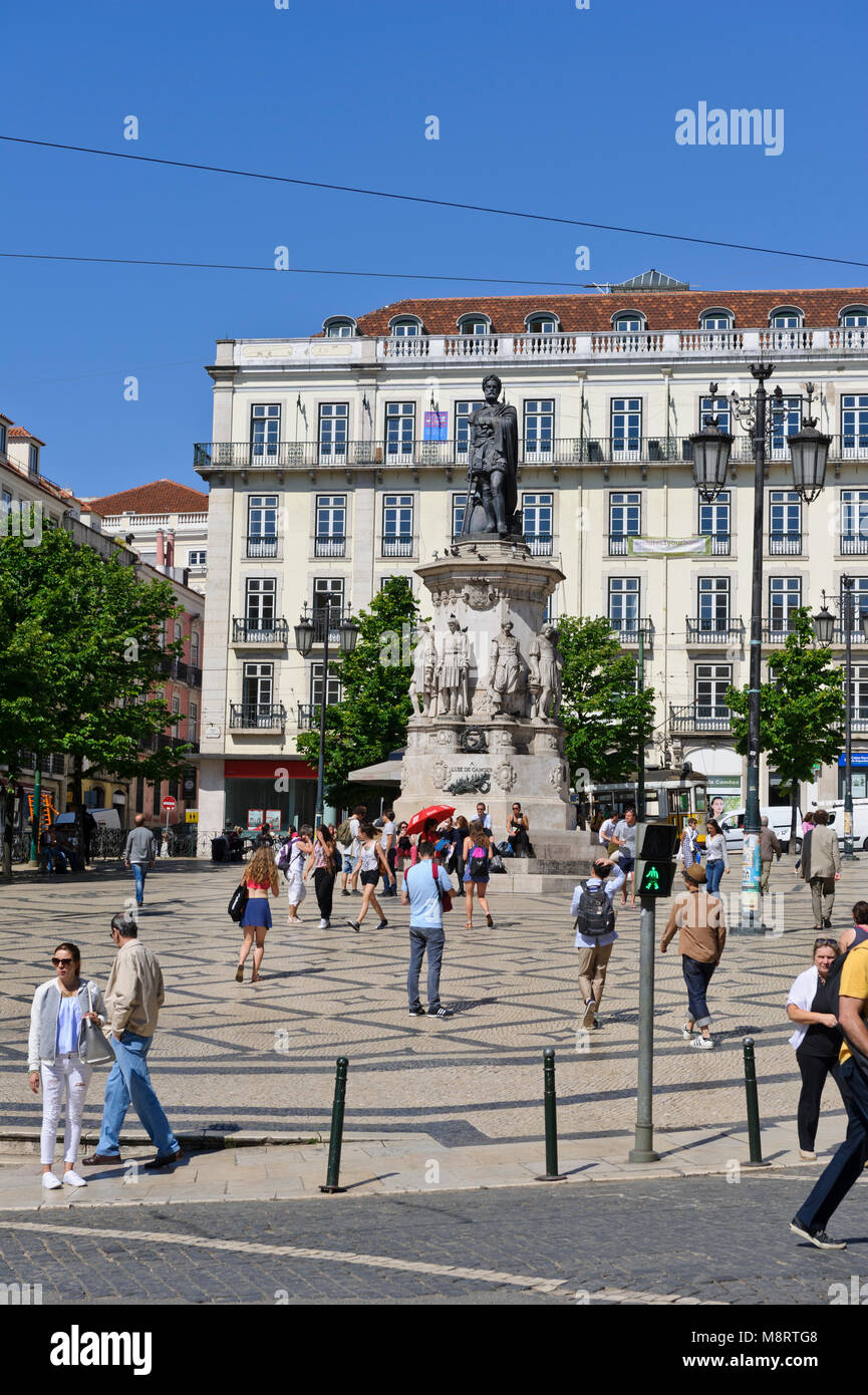 The statue of Poet Luis de Camoes in Lisbon, Portugal Stock Photo - Alamy