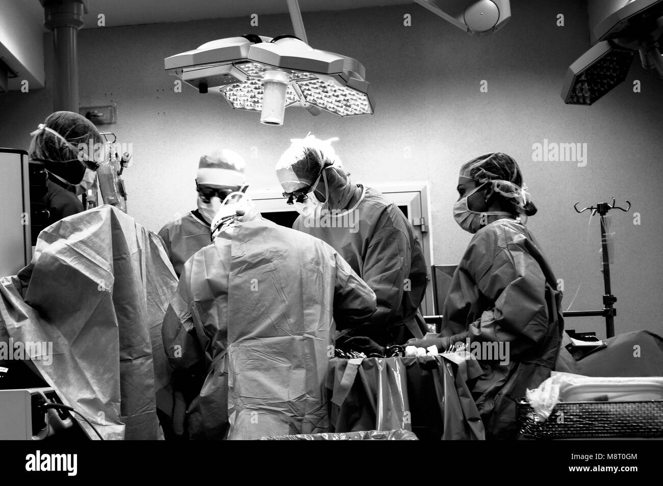 Surgeons at work Stock Photo - Alamy